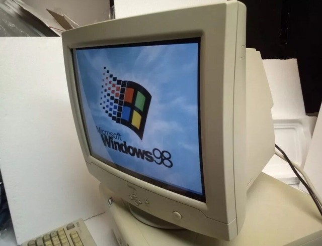 Vintage Dell E770P 17" CRT Monitor 1280 X 1024 Max Res, Year 2000 Works ...