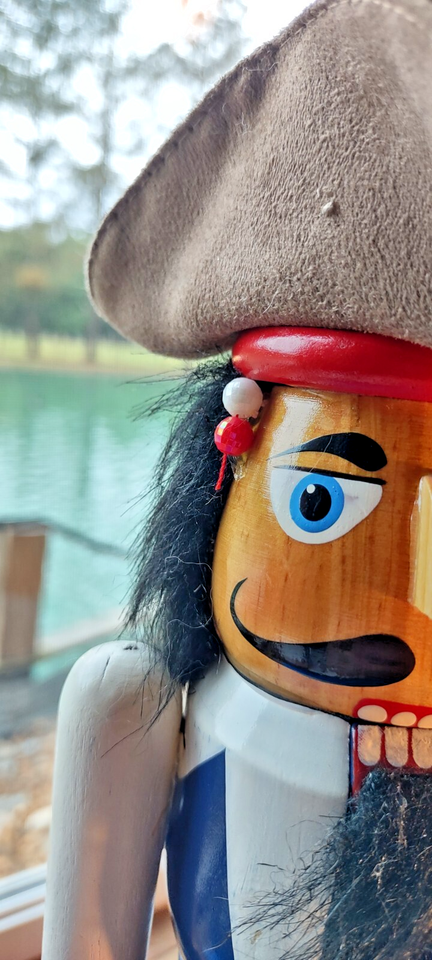 2012 Nutcracker Hanse Pirate Sword & Hat 14" Tall SEE VIDEO | eBay