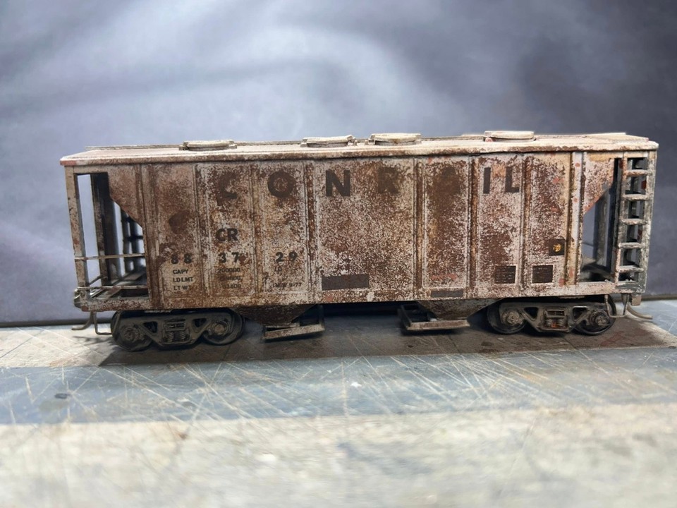 Conrail weathered Roundhouse ho scale covered hopper | eBay