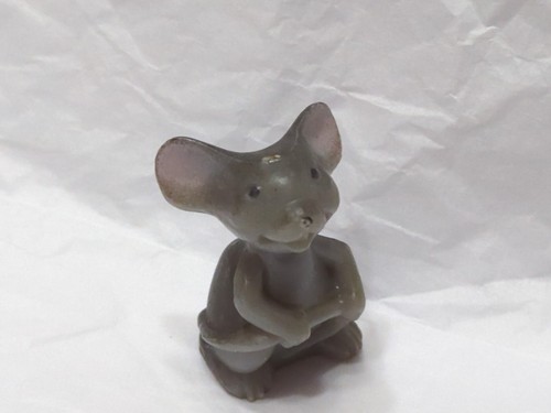 RARE VINTAGE Cartoon Mouse Mini-FIGURE PVC TOY Begging For Mercy Very ...