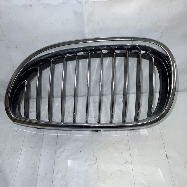 04-10 BMW E60 5 Series Front Right Side Bumper Upper Grille 51712155446 ...