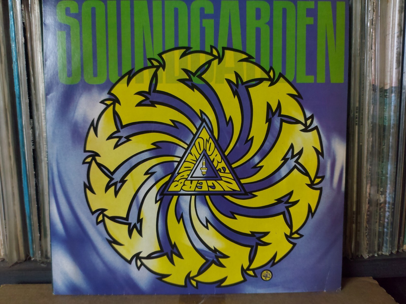 Badmotorfinger Wallpaper