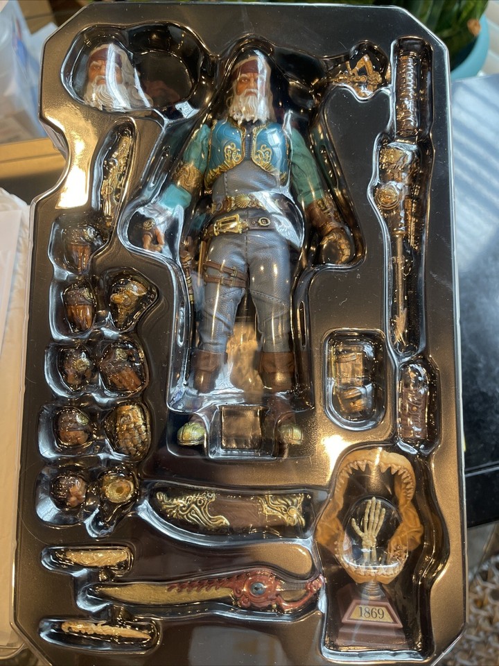 Mezco Rumble Society Captain Nemo Action Figure - 76072 6961987607290 ...