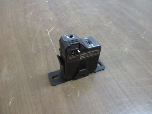 Veris Hawkeye 608 Digital Adj. Current Switch H608 175A 600V w/ Base ...