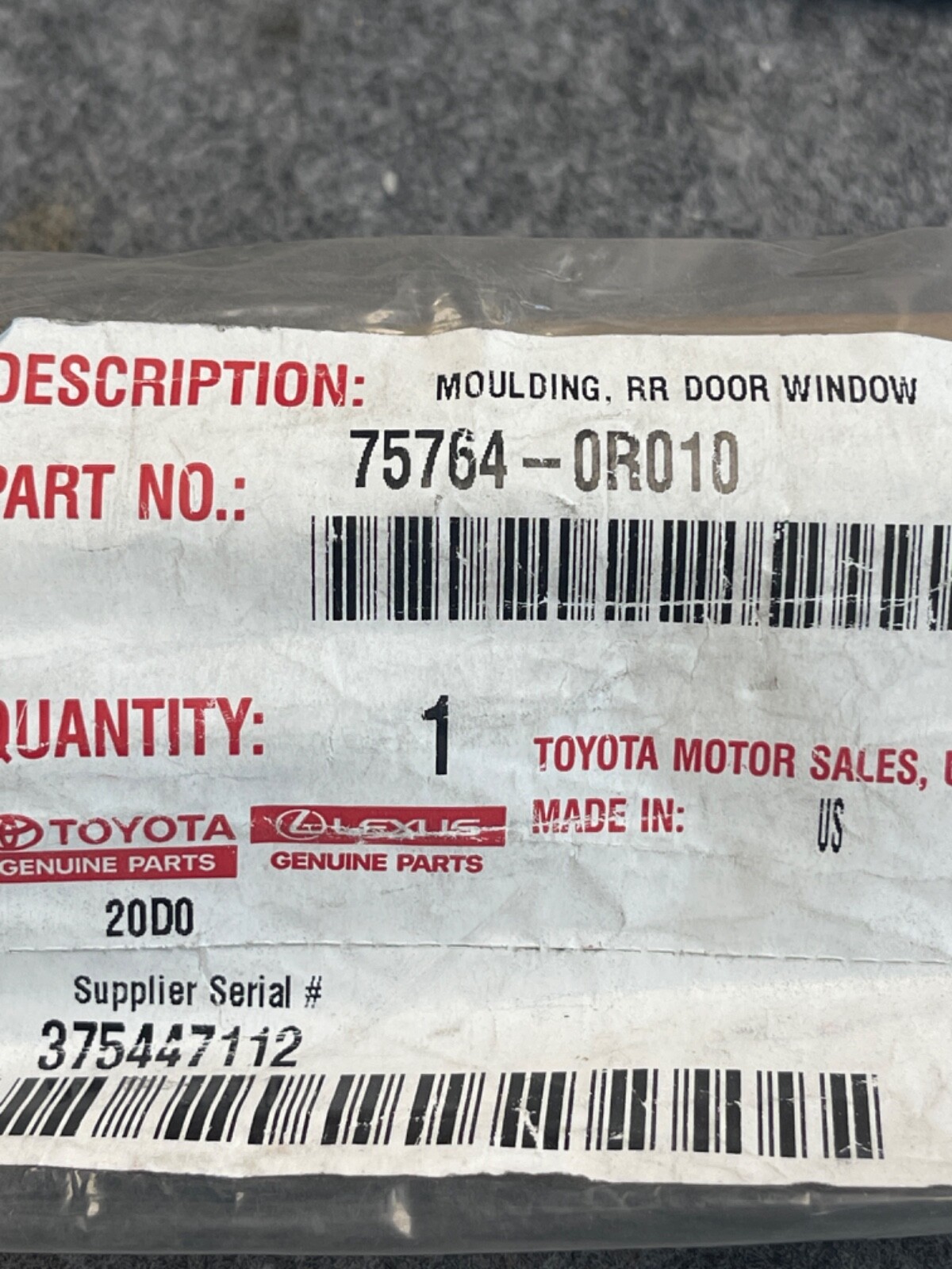 Genuine OEM Toyota 75764-0r010 Left Rear Door Reveal Molding for sale ...