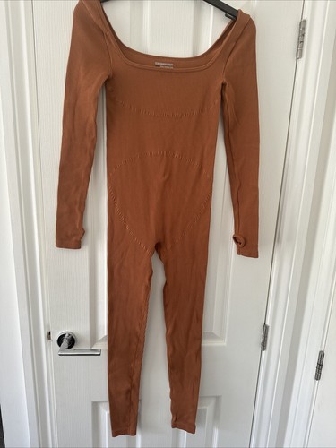 Pretty Little Thing Shape Terracotta Ribbed Square Neck Jumpsuit Size S ...