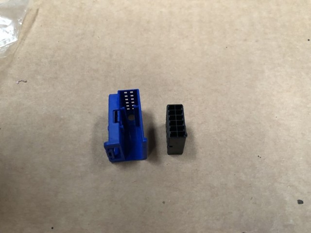 Genuine PORSCHE Cayenne Connector Housing 95504490244 for sale online ...