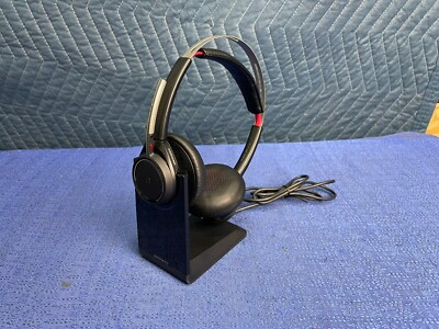 Plantronics Voyager Focus UC B825 Wireless Headset with 203079-01 USB ...