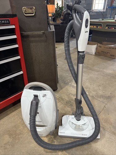 Kenmore Canister Vacuum 116 Progressive True HEPA White W/ Attachments ...