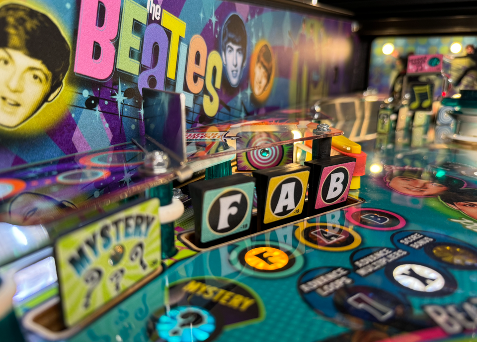 The Beatles DIAMOND Edition #046/100 + Official Stern TOPPER - 106 ...