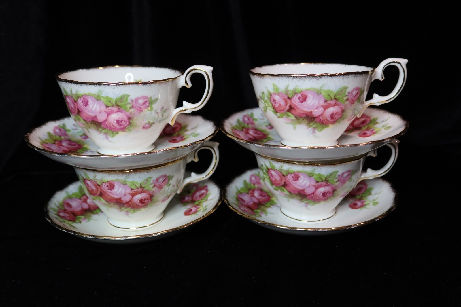 BONE CHINA 22 KT GOLD MADE IN ENGLAND 4 FOOTED CUPS & SAUCERS PINK ...