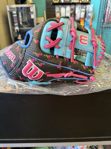 🦩 Brand New Wilson A2000 Flamingo Glove — Wilson Exclusive 🦩 | eBay