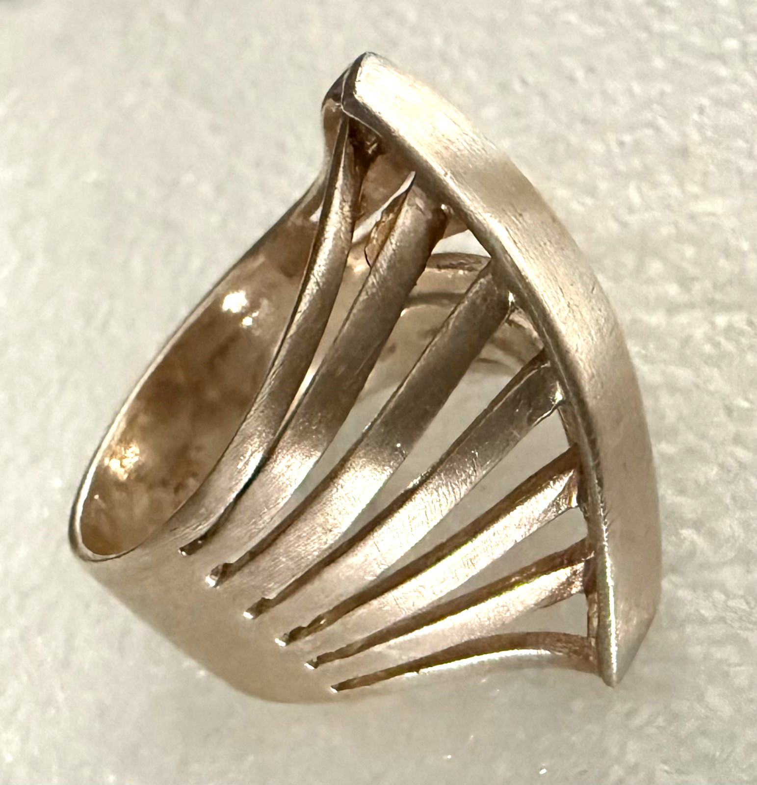 Beautiful ring silver 925 size 58 with eye-catching d… - Gem