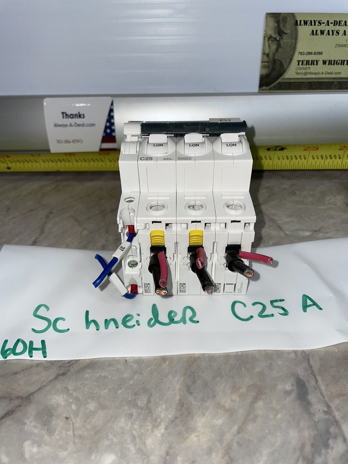 Schneider Electric C25 Circuit breaker A9F07325 Acti9 iC60H C 25A ...