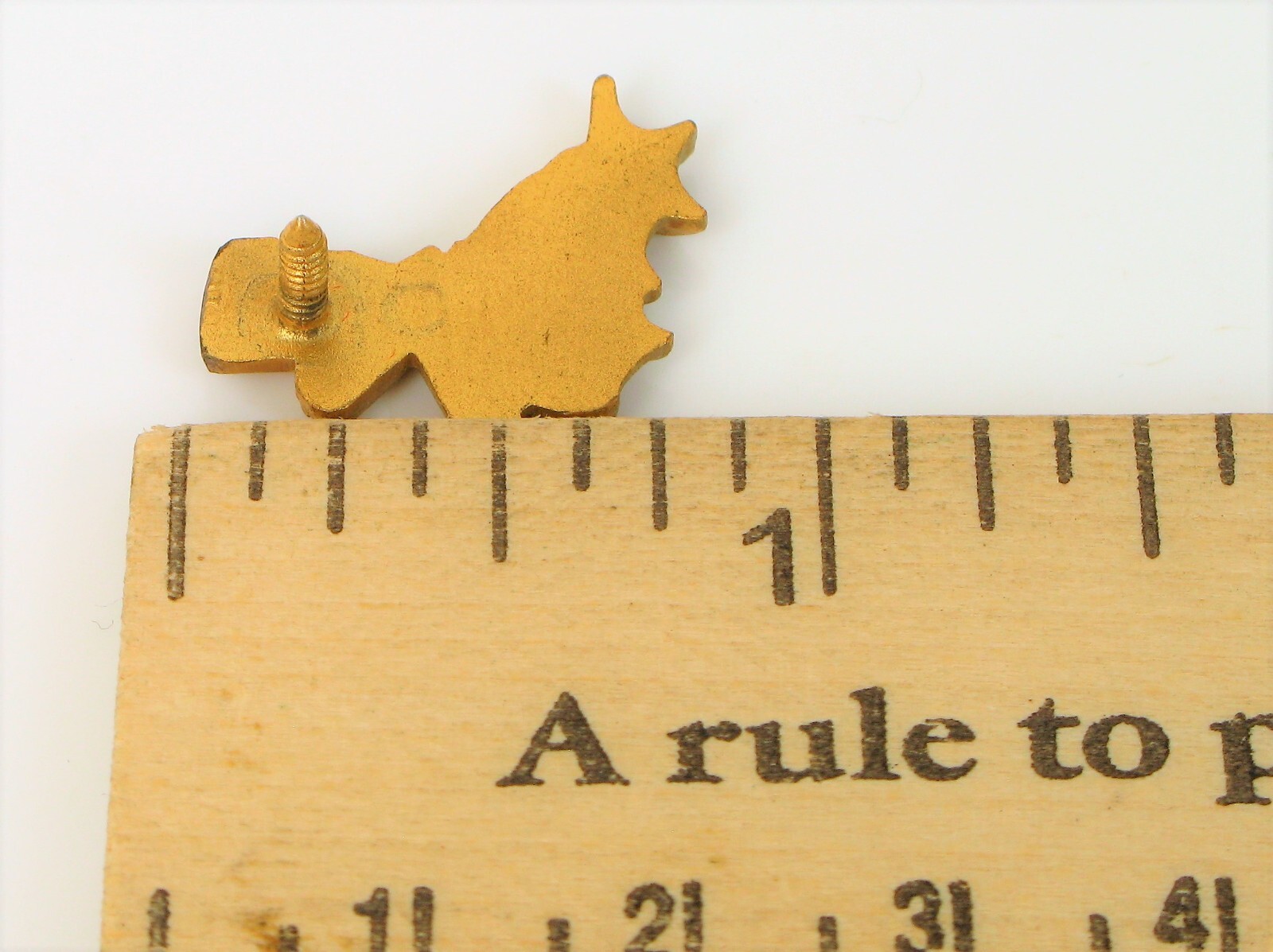 VINTAGE BEAUTIFUL GOLD TONE HUNTING DEER BUCK SPORTSMAN CLUB LAPEL PIN ...