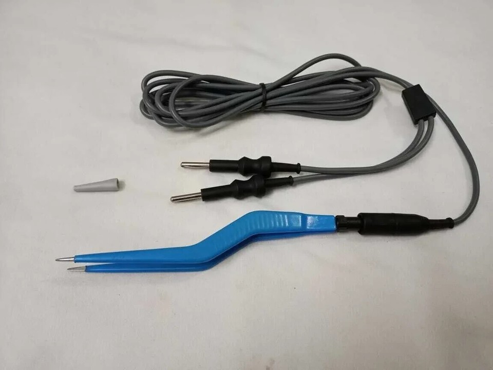 2 pcs Laparoscopy Bipolar Bayonet Clamp Forceps With Bipolar Cable ...