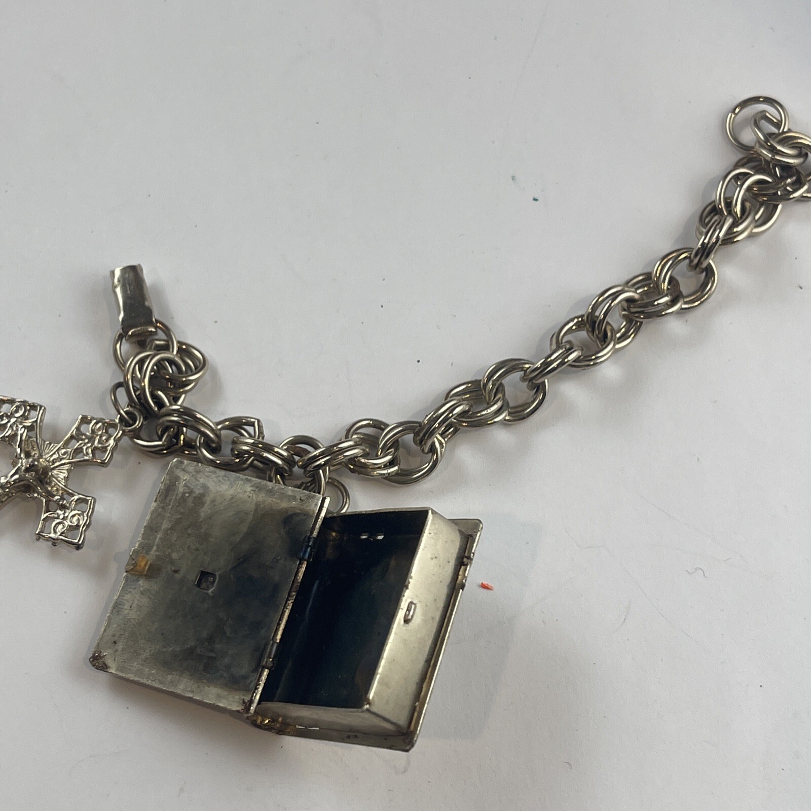 Vintage Gold Tone Holy Bible Locket Cross Bracelet Ch… - Gem