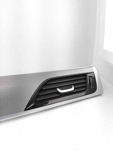 19 2019 BMW 540 Right Center A/C Heater Vent W/ Bezel 64229329579 | eBay