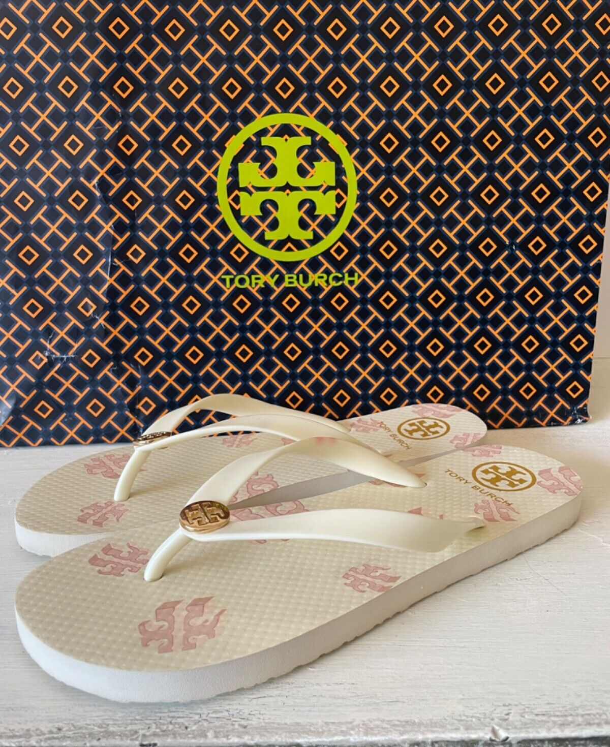 Tory Burch Flying T-Logo Flip Flop Ivory Pink Gold Lo… - Gem