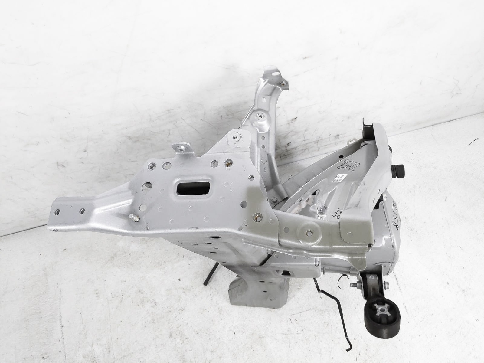 2019-2021 Nissan Altima Passenger Apron Shock Tower Cut Frame Rail ...