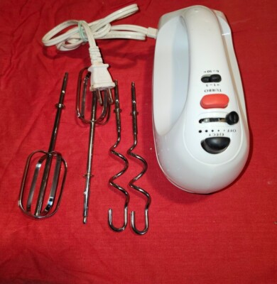 (H12) --- Betty Crocker Electric 10 Speed Hand Mixer BCF1204 | eBay