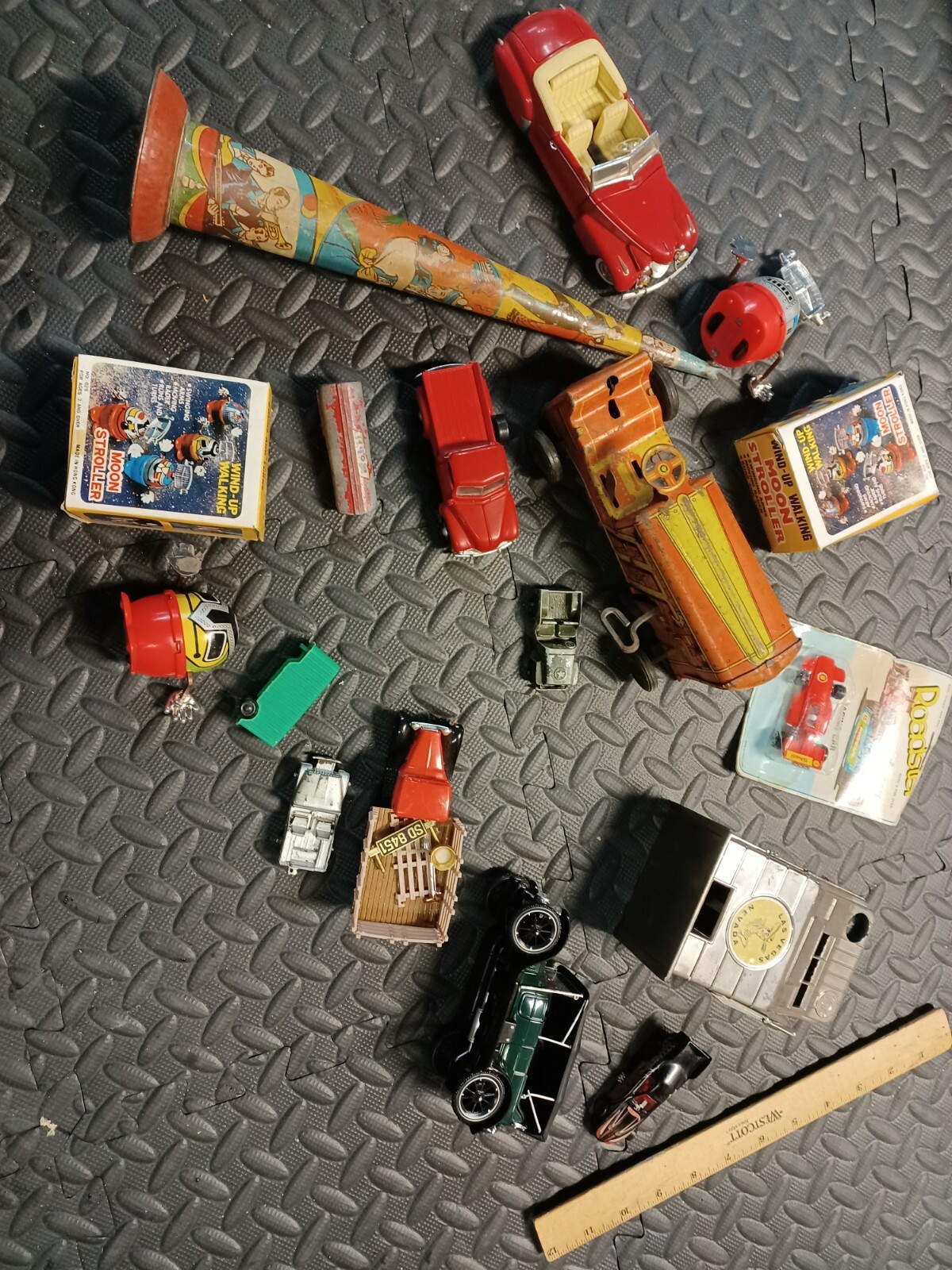 Vintage Tin Windup Marx Robot Slot Machine cars Trucks Japan Tin Toy ...