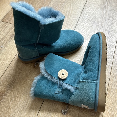 UGG BAILEY BUTTON Womens Turquoise Short Sheepskin Winter Boots Size 6 ...