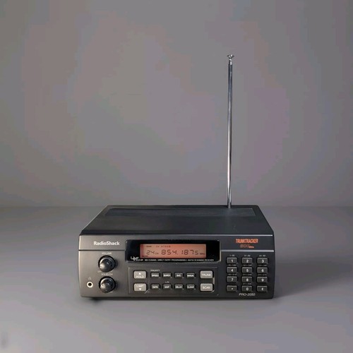 Radio Shack PRO-2050 TrunkTracker 300-channel VHF/UHF/Air/800MHz AM/FM ...