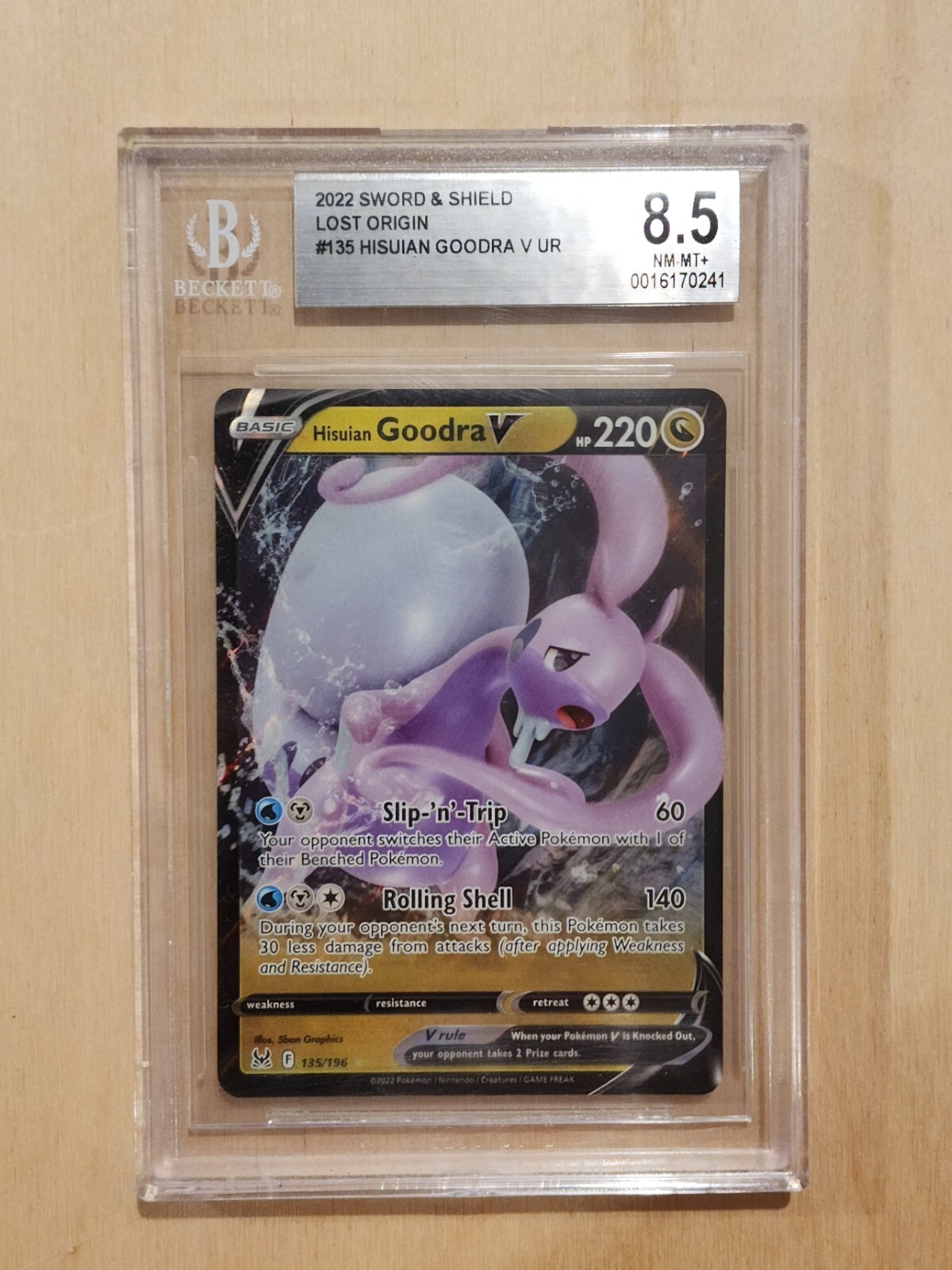 Pokémon TCG Hisuian Goodra V Sword & Shield - Lost Origin 135/196 Holo ...