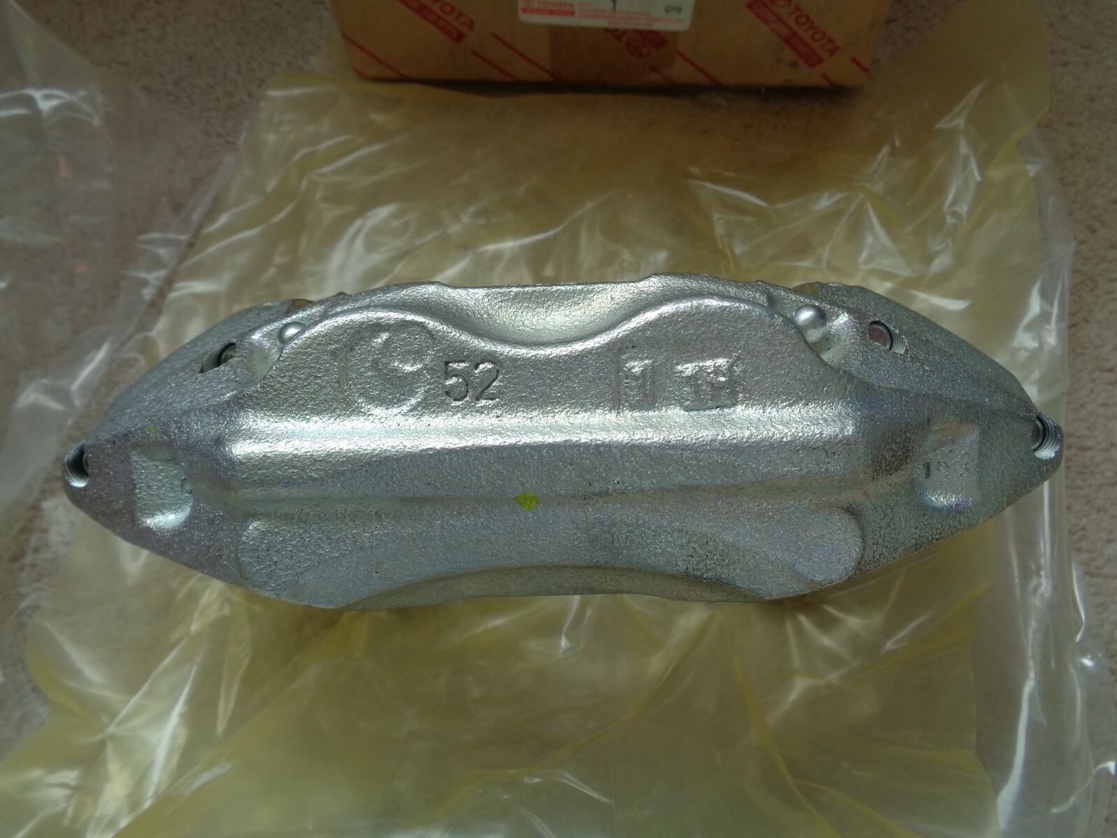 477300K061 Genuine Toyota Cylinder ASSY Front Disc Brake RH 47730-0k061 ...