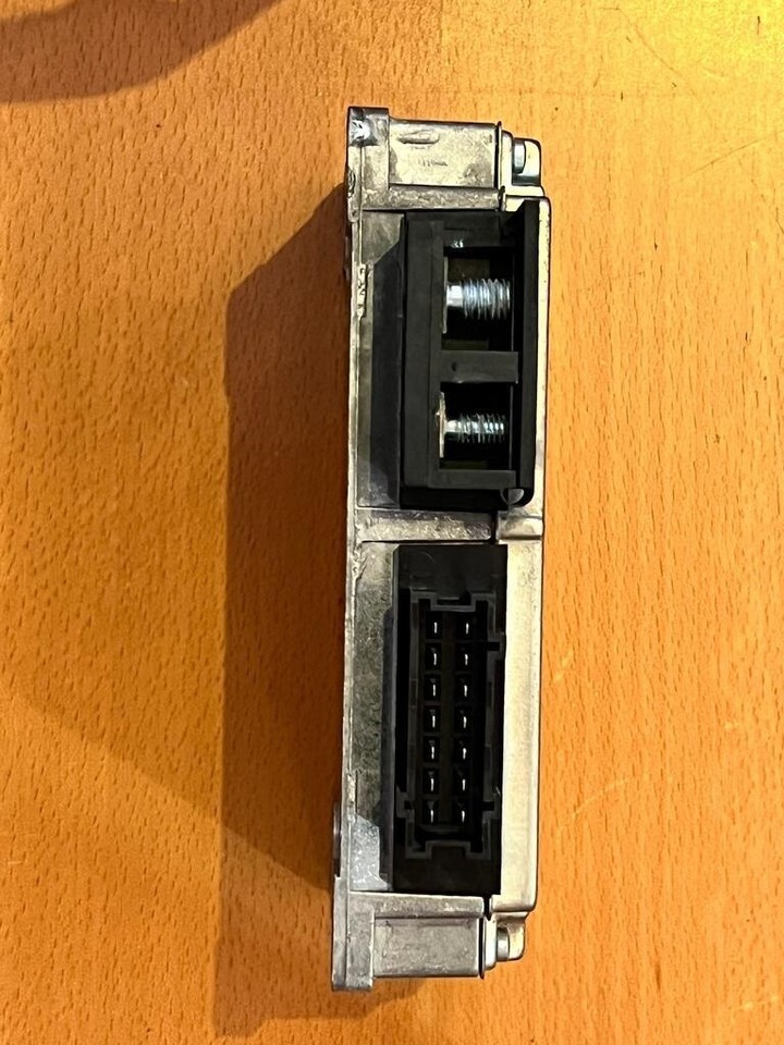 Mercedes SL R230 SL R230 BATTERY CONTROL UNIT BATTERY CONTROL MODULE ...
