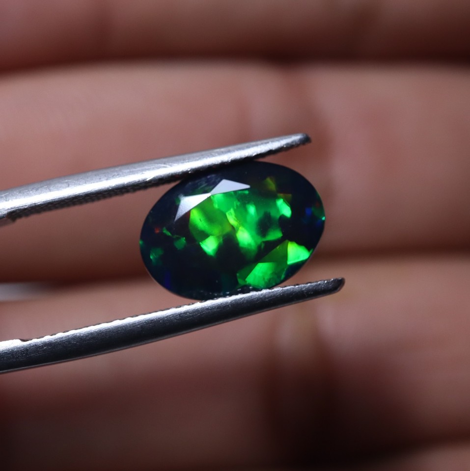 2.9 Cts 12.5x8.9 MM Natural AAA Flashy Rainbow Fire Smoked Black ...