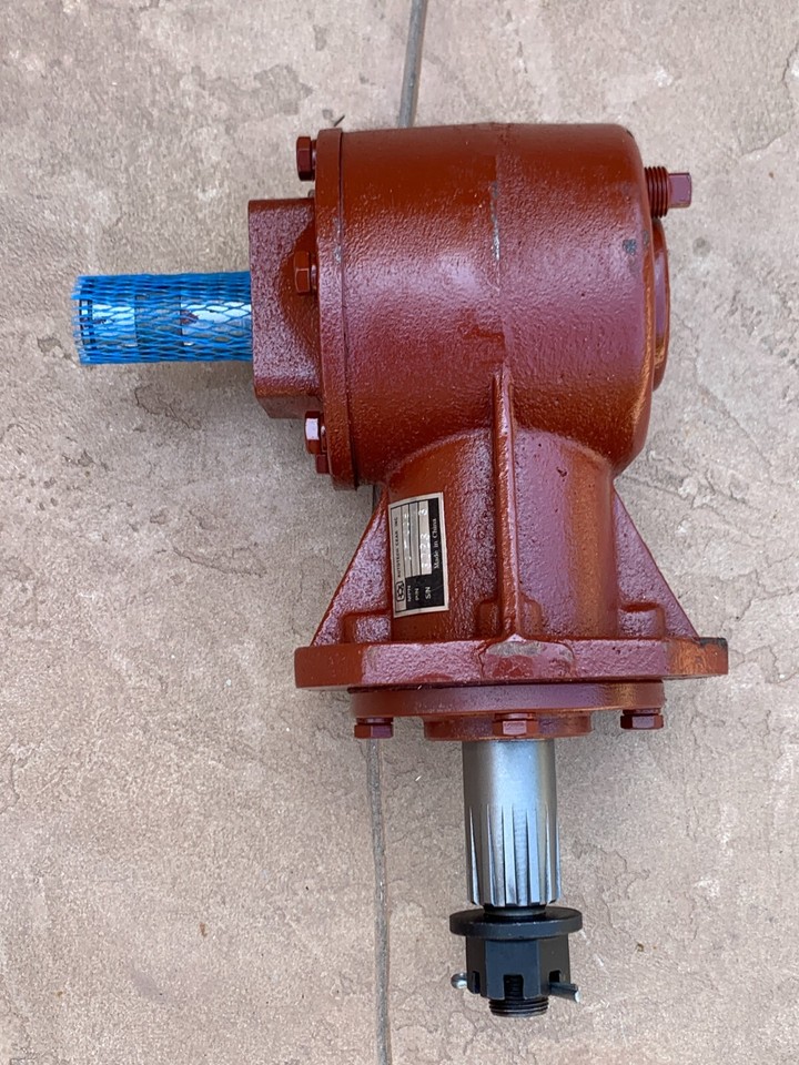 Woods Equipment Rotary Cutter Gearbox 1-3/8" & 1/2" Shear-Bolt Input ...