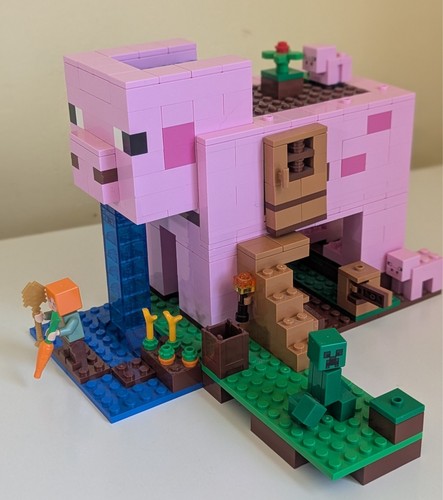 MINECRAFT Lego PIG HOUSE Set #21170 w all Minifigures & Animals 99% ...
