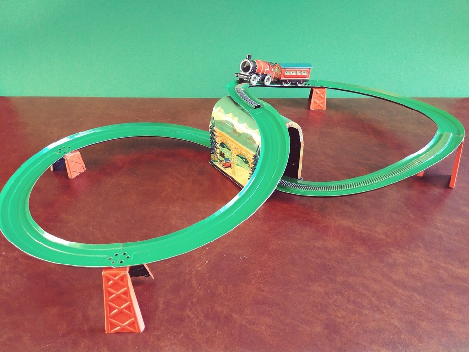 Very Rare c.1937 Einfalt Technofix 235 Tin wind-up Miniature Railway w ...