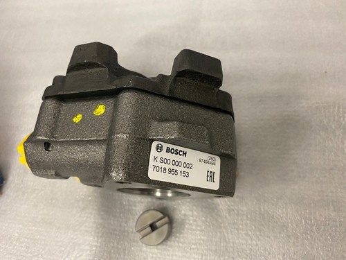 OEM Volvo D13 FUEL PUMP 20997341 BOSCH Made in Germany | eBay