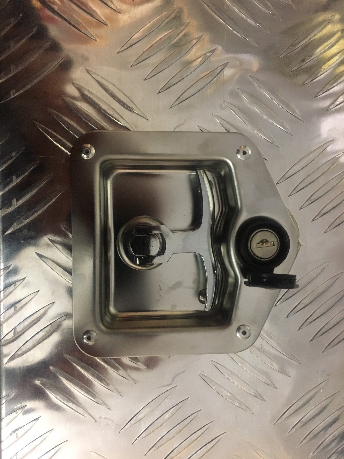 TRAILER Aluminium Lockable Tool box & Strap Storage Box For Ifor ...