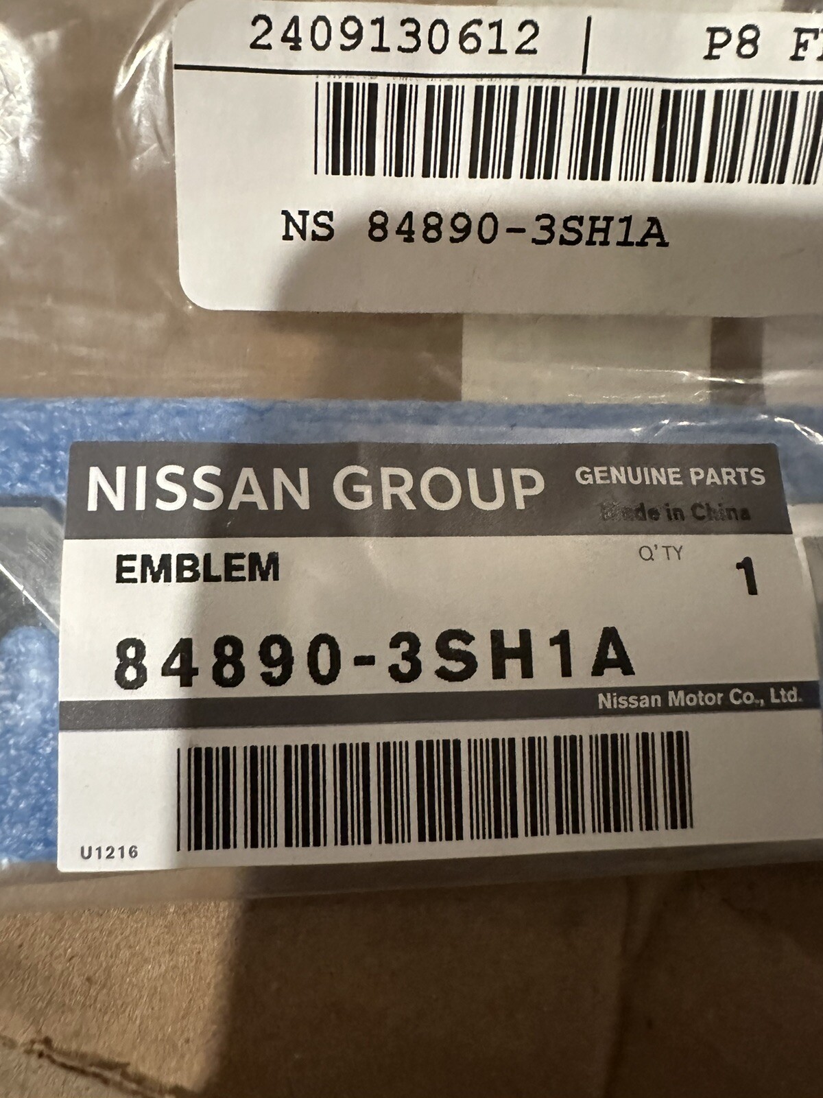 GENUINE NISSAN 848903RA0A SENTRA (13-16) REAR TRUNK LID EMBLEM 84890 ...