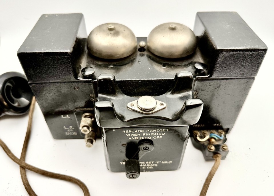 Vintage WW2 Canadian Type F MK1 Military Field Phone Northern Electric ...
