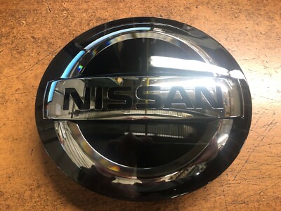 NEW OEM NISSAN ROGUE / ROGUE SPORT / KICKS FRONT GRILLE EMBLEM - OLD ...