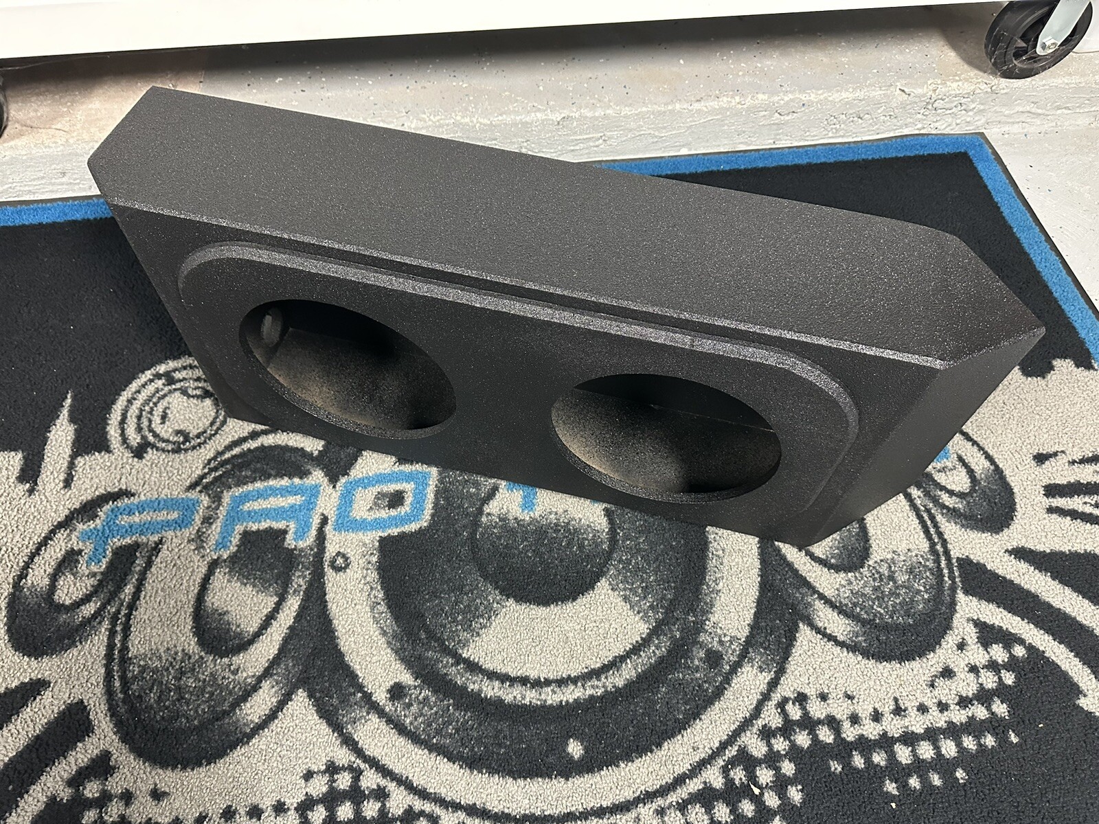 2007-18 Jeep Wrangler JK/JKU Dual 10” Tailgate Subwoofer Enclosure Box ...