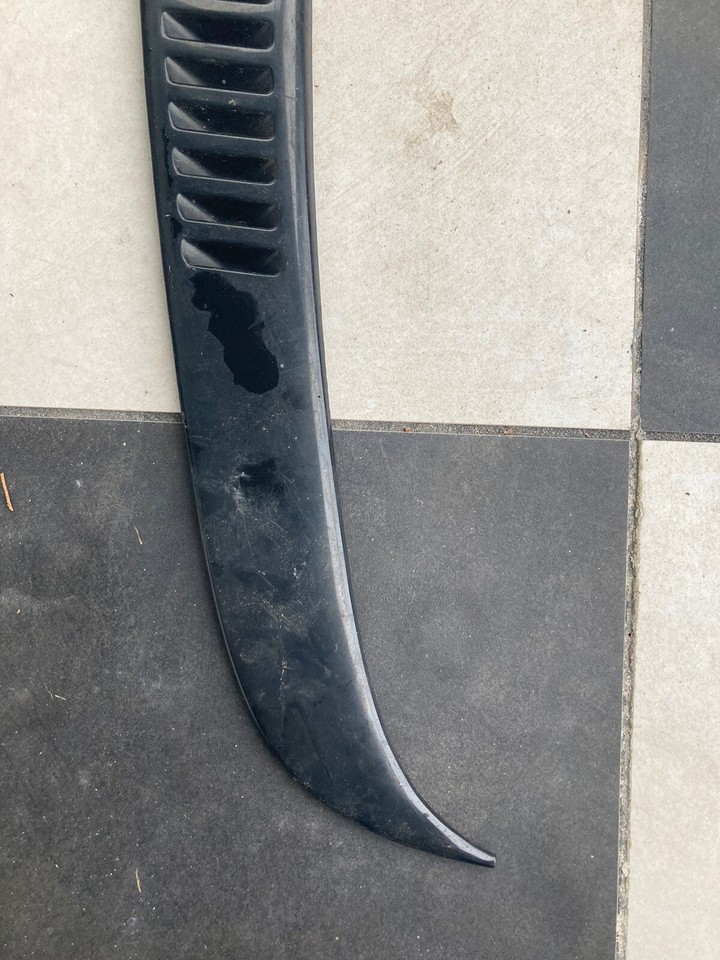 91-97 TOYOTA LAND CRUISER FJ80 REAR LEFT QUARTER PANEL WINDOW VENT TRIM ...