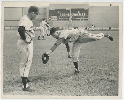 1948 Press Photo Whitey Lockman Mel Ott New York Giants Baseball Type 1 ...