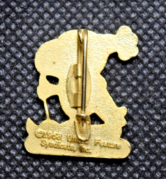 Filmoos Ski Resort Austria Snoopy Yellow Blue Hat Ski Lapel Pin | eBay