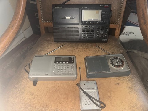 Radio Shack DX -392 AM FM SW LW MW Portable Shortwave World Receiver ...