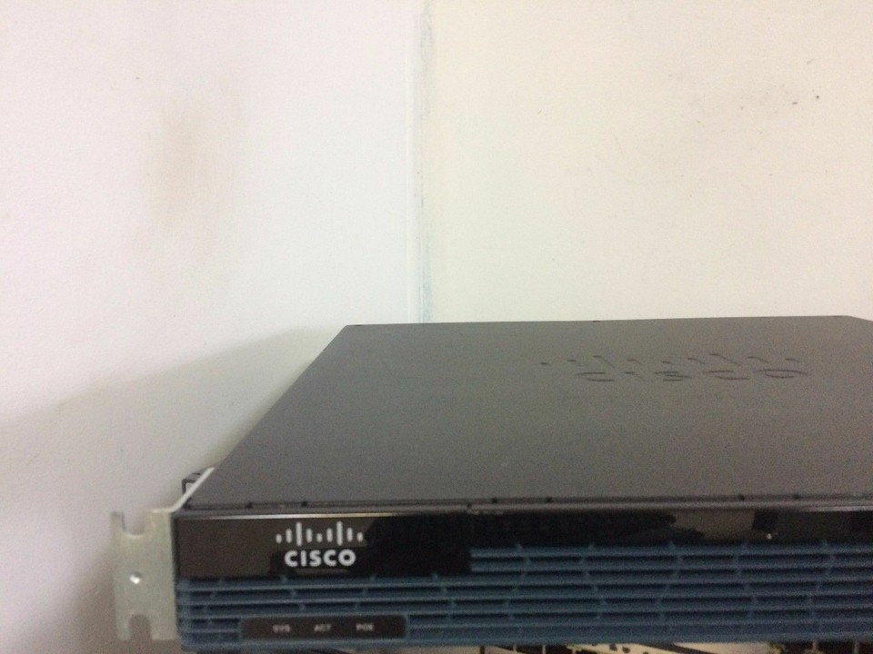 CISCO 2901/K9 2-Port GIGABIT Integrated Services Router ios-15.7 ...
