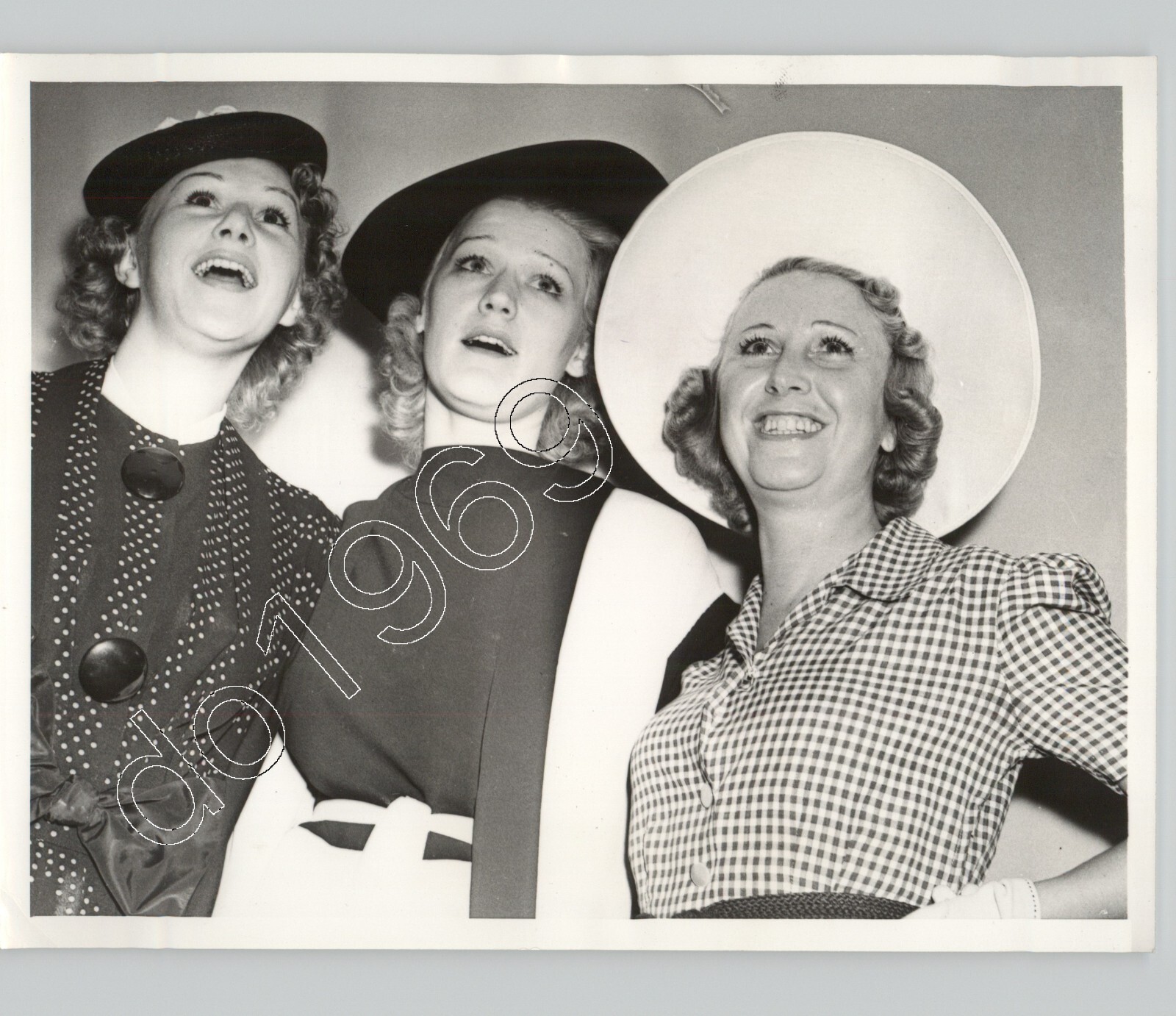 UNUSUAL Shot of ALMA ALDERMAN & Friends, LA USA 1939 VTG RUTH ETTING ...