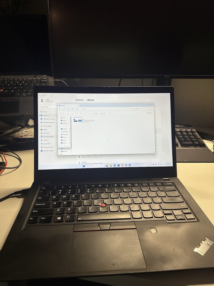 Lenovo ThinkPad laptop T490 14" touch I7 8665U 24GB NEW 256G SSD WIN 11 ...