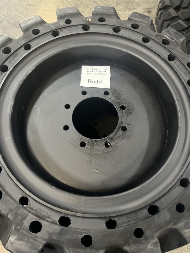 12-16.5 (33x12-20) SET OF 4 XD Solid Skid Steer Tires With Rim - Bobcat ...