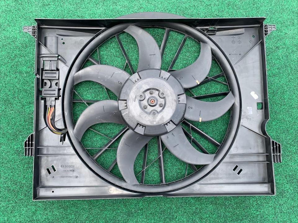 🛑2003-11 Mercedes W219 CLS500 E500 Engine Motor Cooling Radiator Fan ...